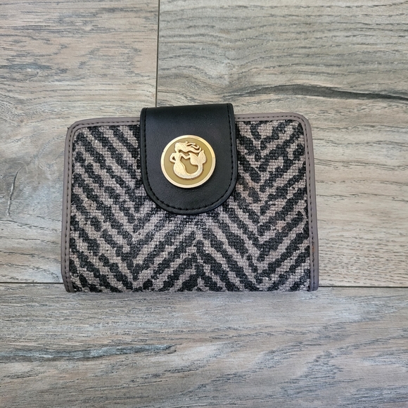 Spartina 449 | Bags | Spartina Wallet | Poshmark